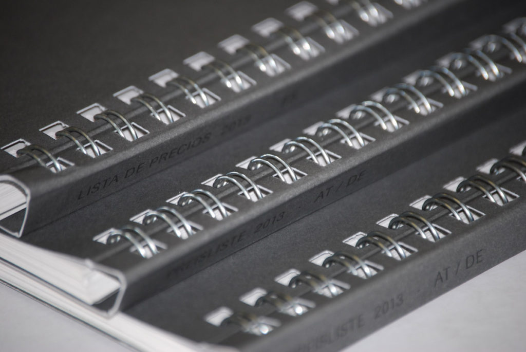 Halbverdeckte Ring-Wire-Bindung - Laumer Kalenderbindungen - Pfarrkirchen